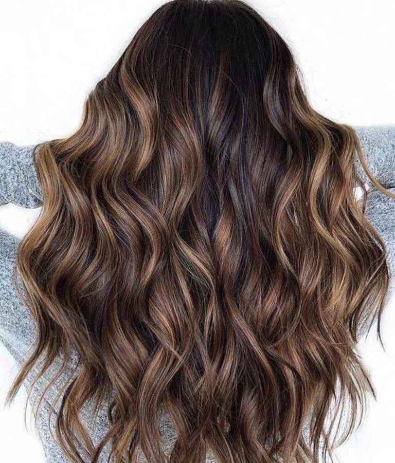 Rayos en el cabello para iluminar tu rostro esta temporada – Nueva Mujer