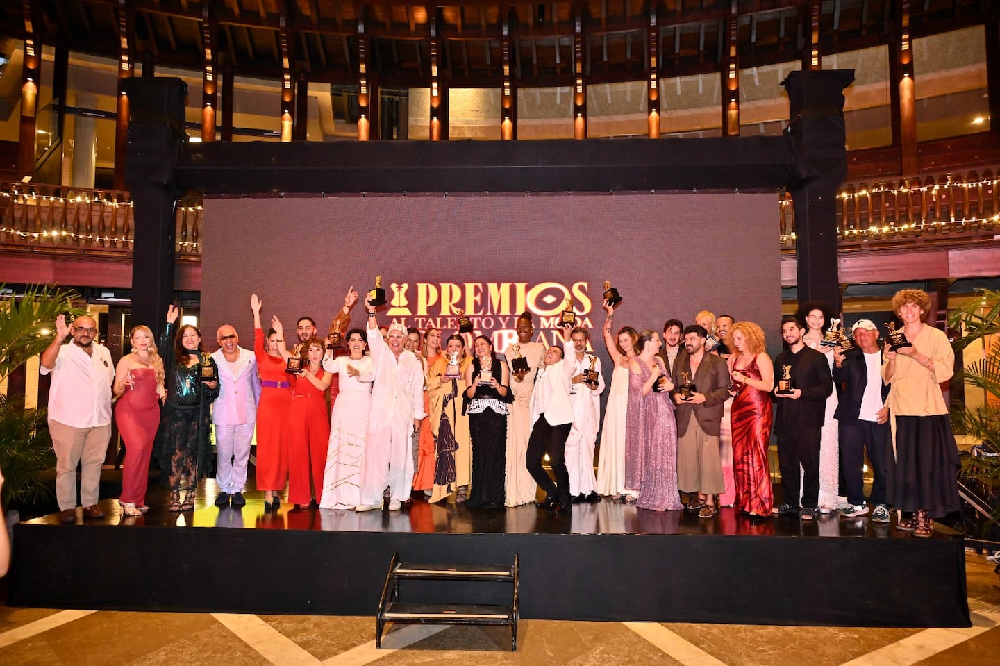 Luz Lancheros, editora de Nueva Mujer Colombia, brilló en una noche en ...