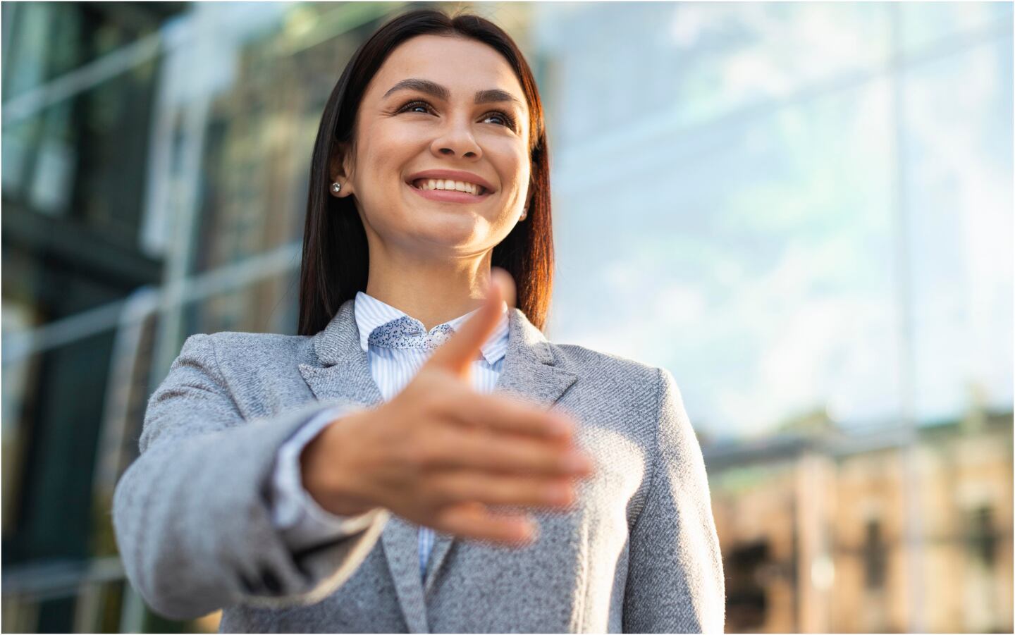 Vístete para Triunfar ayuda a mujeres a lograr independencia económica ...