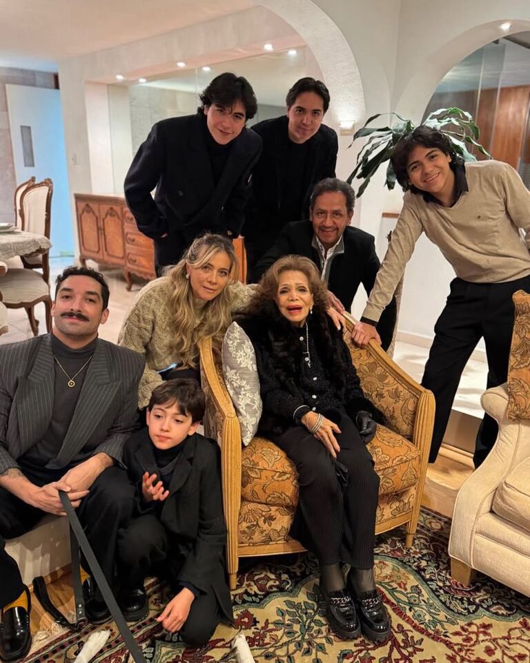 Nietos de María Victoria se viralizan por su talento ¿Quién es Cumbia ...