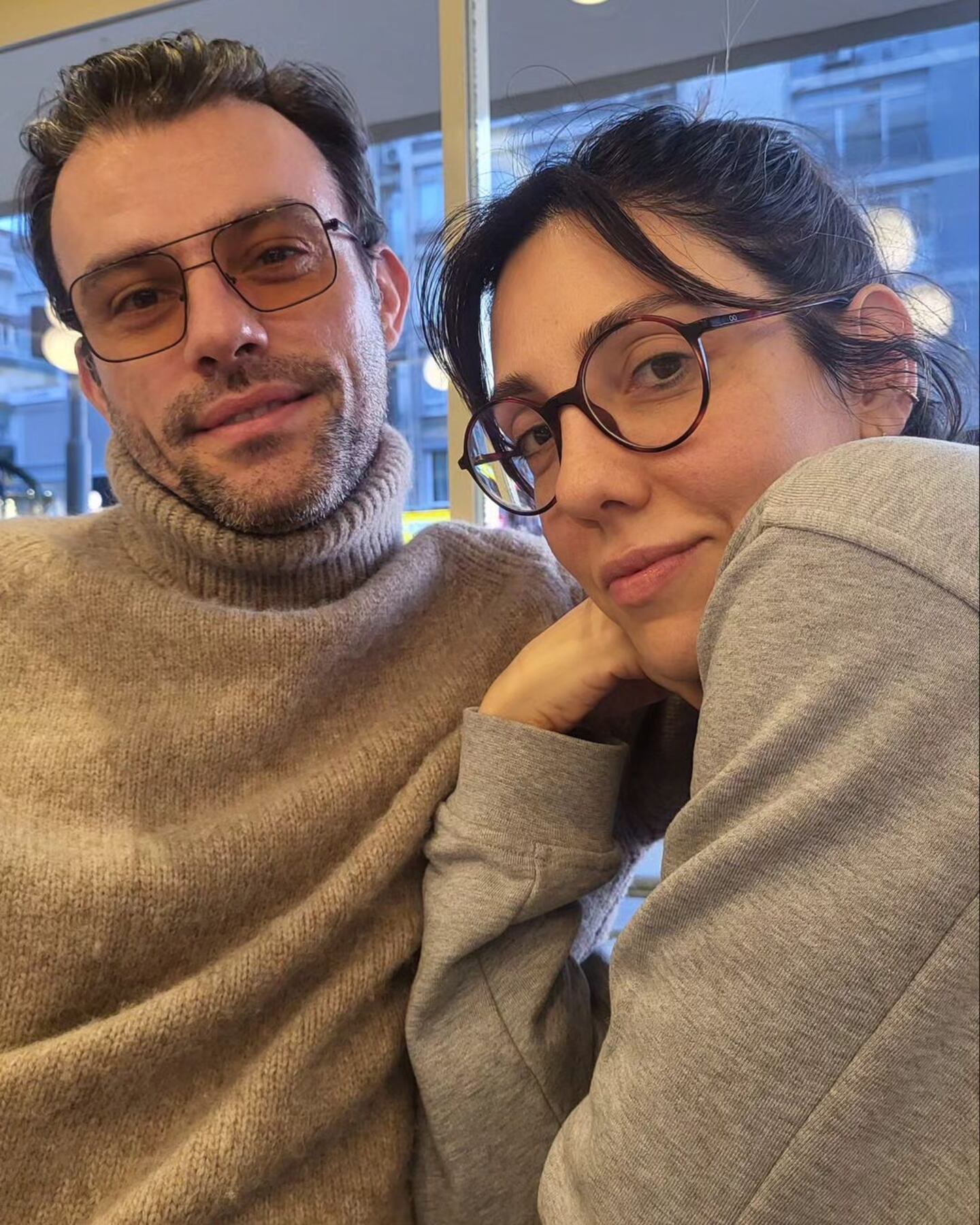 El sastre: ellos son las parejas de los actores en la vida real – Nueva Mujer