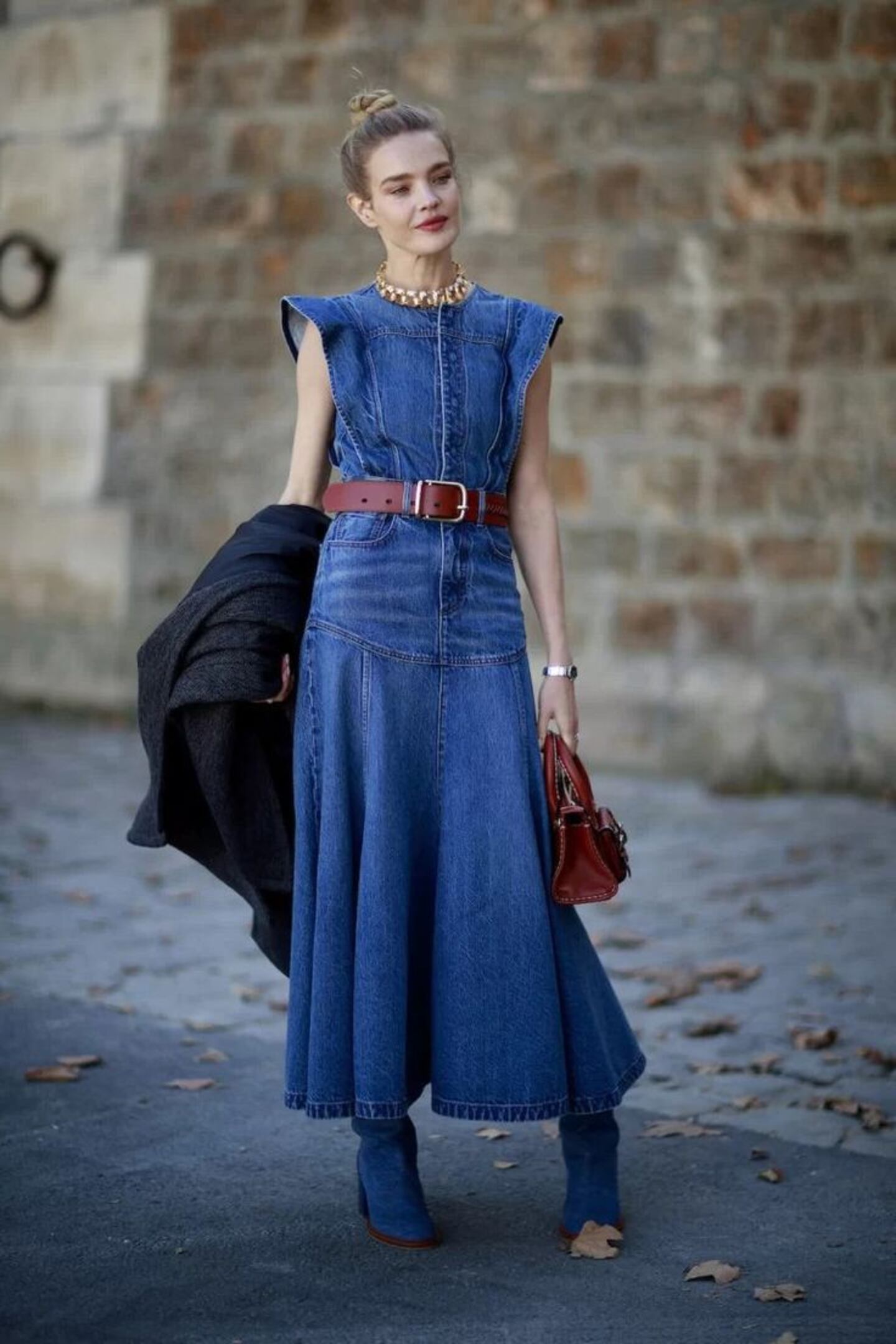 Moda: ¿Cómo usar vestidos de mezclilla de forma elegante después de los ...